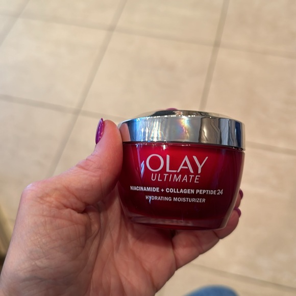 OLAY | Skincare | Olay Ultimate Red Moisturizer | Poshmark